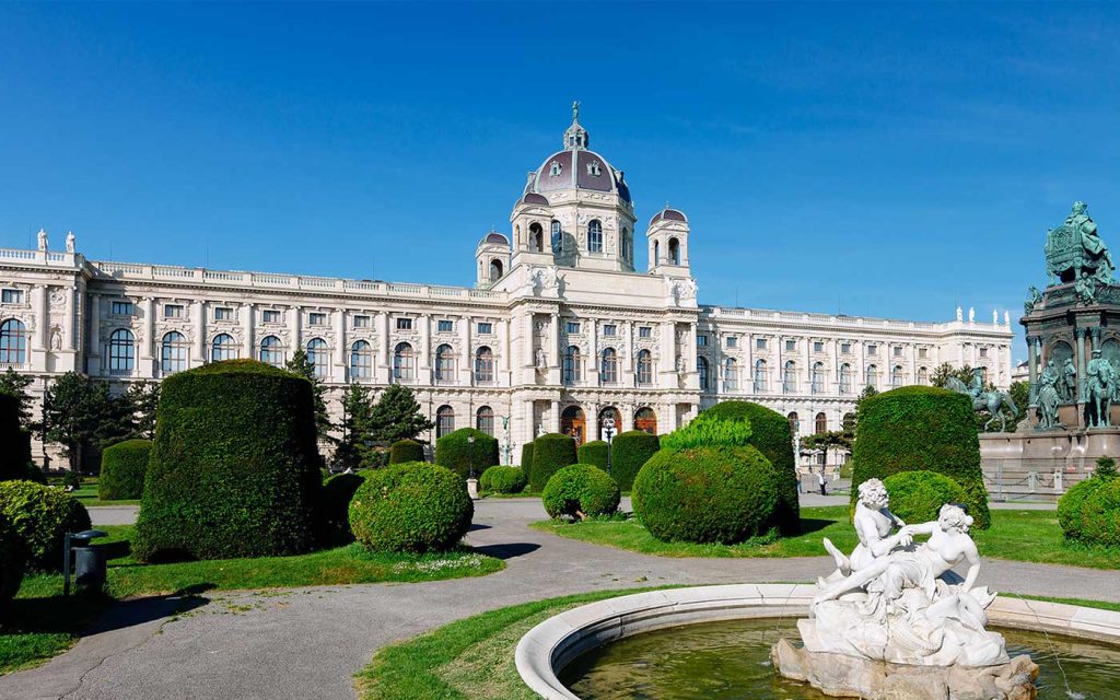 Top 10 Must-Visit Attractions in Vienna - Guide of the World