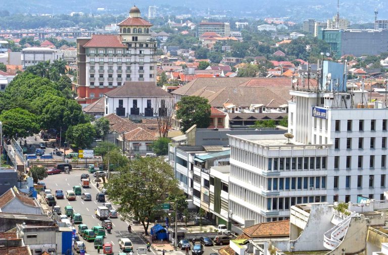 Discovering Bandung: The Paris of Java - Guide of the World