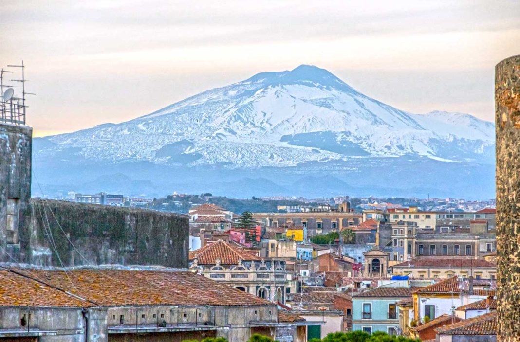 Discovering Catania: A Jewel at the Foot of Mount Etna - Guide of the World